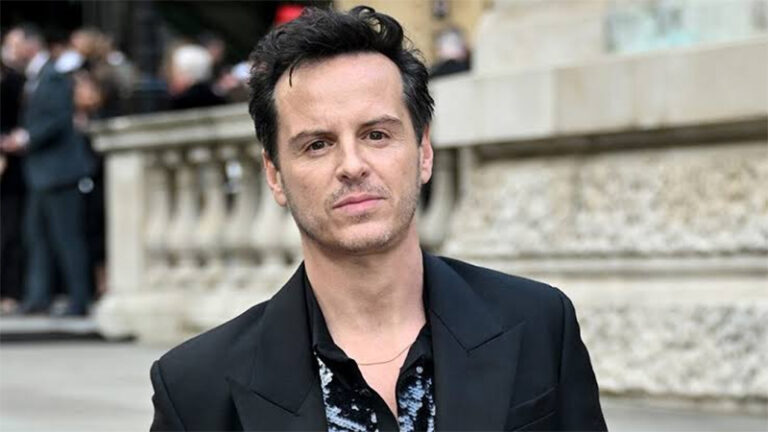 Andrew Scott Biography 2025 (actor) Age, Height, Weight, Net Worth, Salary, Born, Siblings and ...